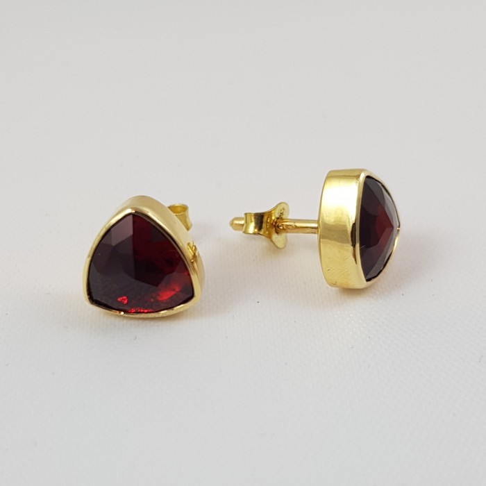 Boucles d'oreilles or 750 millièmes Grenats de Perpignan troïdas. Bijou ...